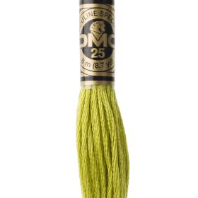 Fil à broder mouliné DMC coloris 166 Vert absinthe - Univers Broderie